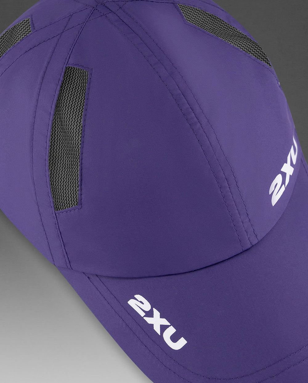 2XU Run Cap Australia - Lightweight Running Hat with Mesh Ventilation